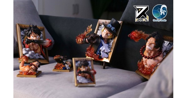 Luffy Photo Frame by JIANKE x GRAVITY Studio