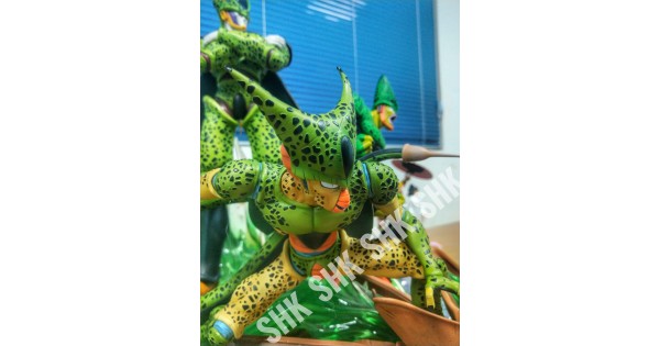 SHK - The Evolution of Cell Resin Statue