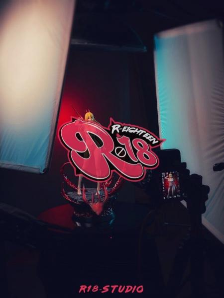 Chainsaw Man : Power Form by R18 Studios